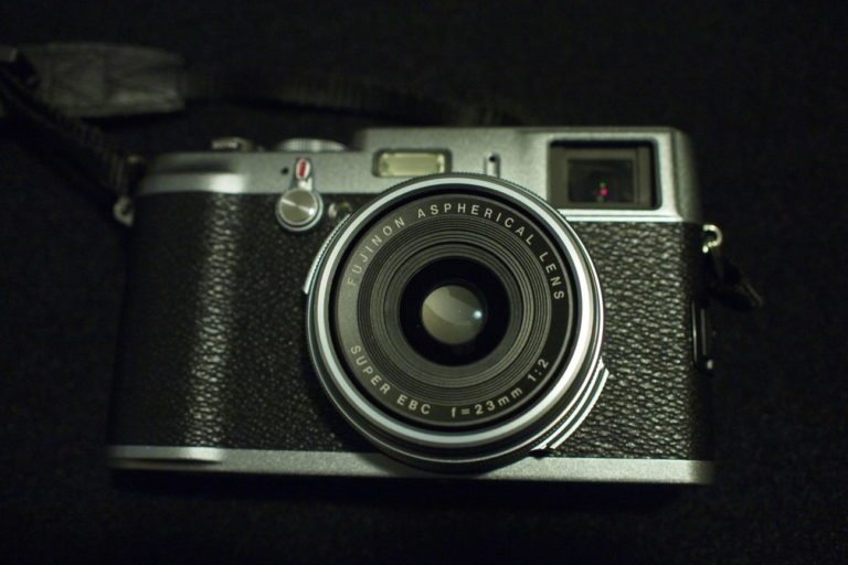 10 Best Retro Compact Cameras From Over 10 Years Ago