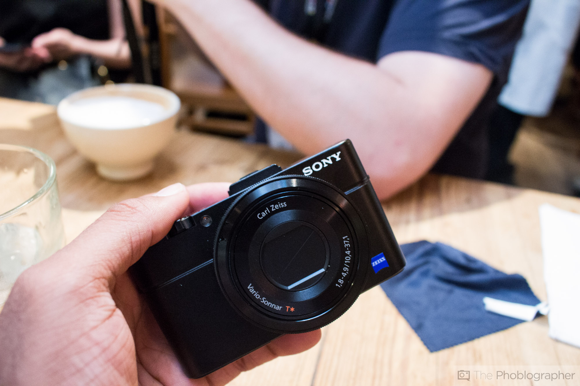 13 Tips on How to Buy a Second-Hand Digicam Online