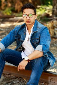 The Essentials of Photographing Seated Portrait Subjects