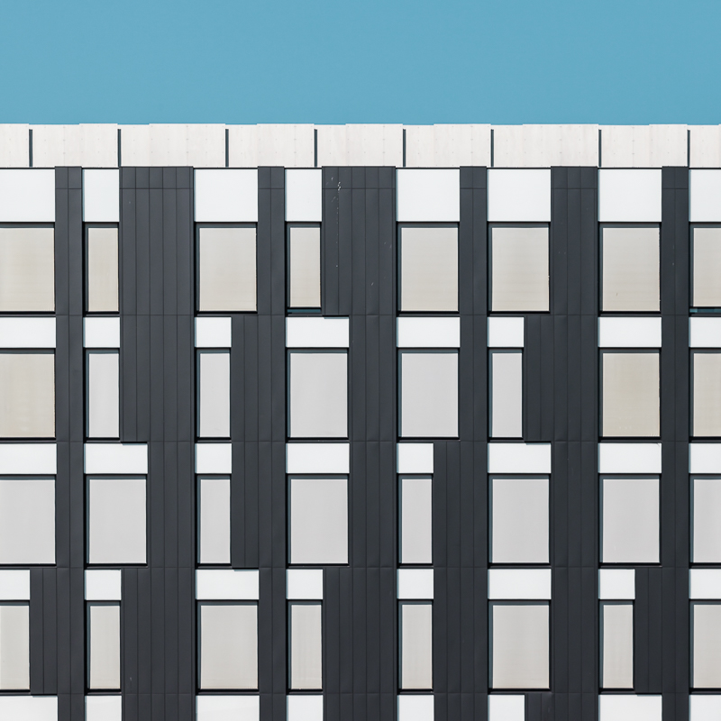 Maik Lipp Used Geometric Lines In Urban Architecture Photography