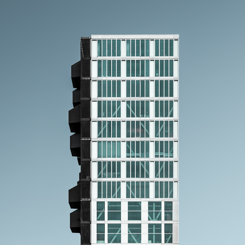 Maik Lipp Used Geometric Lines In Urban Architecture Photography