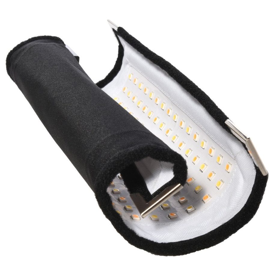 Polaroid Flexible LED Lighting Panel Offers Versatility and Portability
