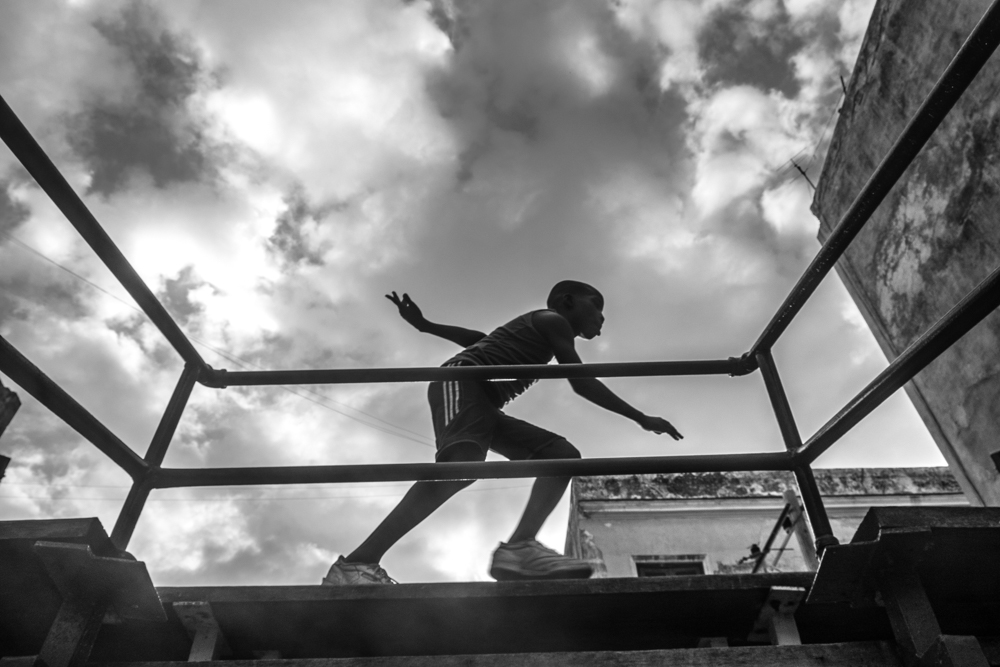 Sam Parkes Shows the Poetic Side to Cuba's Everyday Scenes