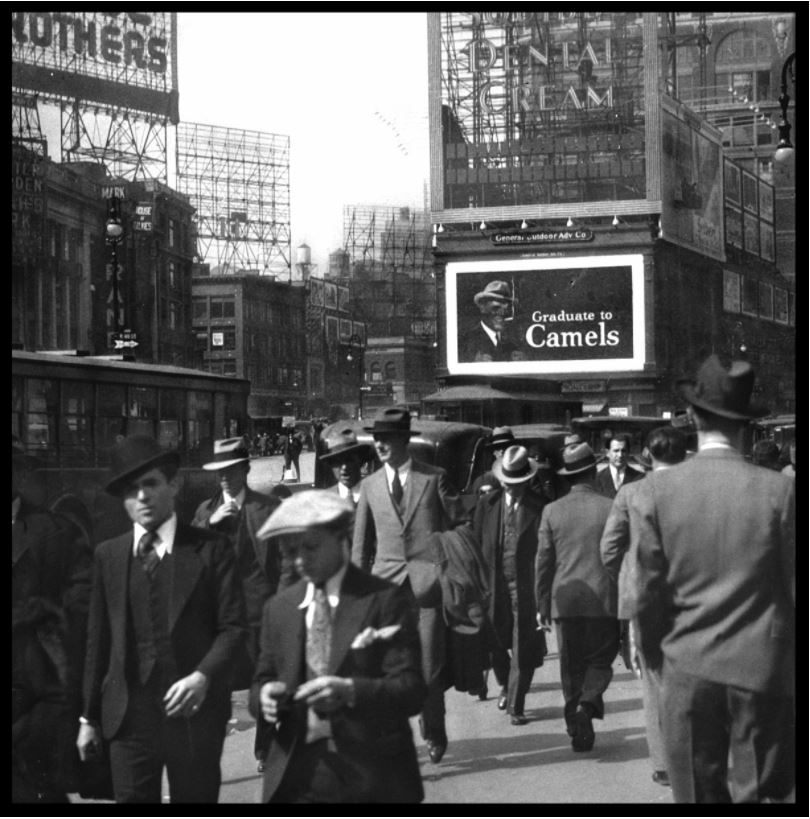 Ray Simone Shares His Amazing Collection of Vintage New York Snaps
