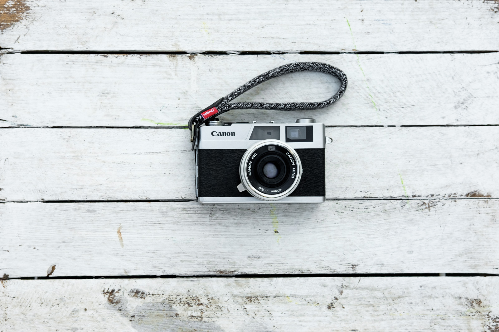 The Gorgeous Stroppa Flat Camera Strap Won't Help Your GAS
