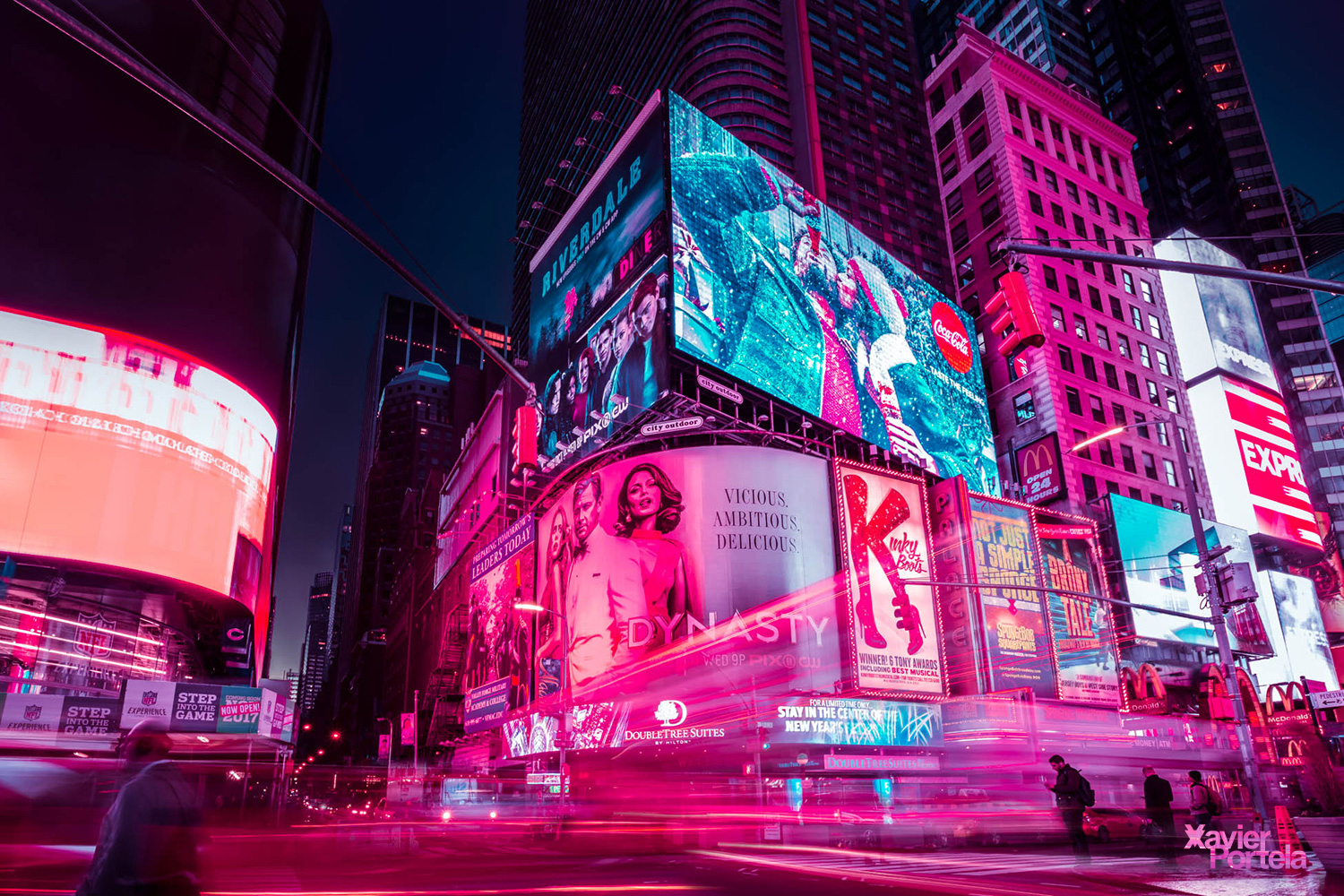 Xavier Portela Paints Famous Cities with Hypnotic Neon "Glow"