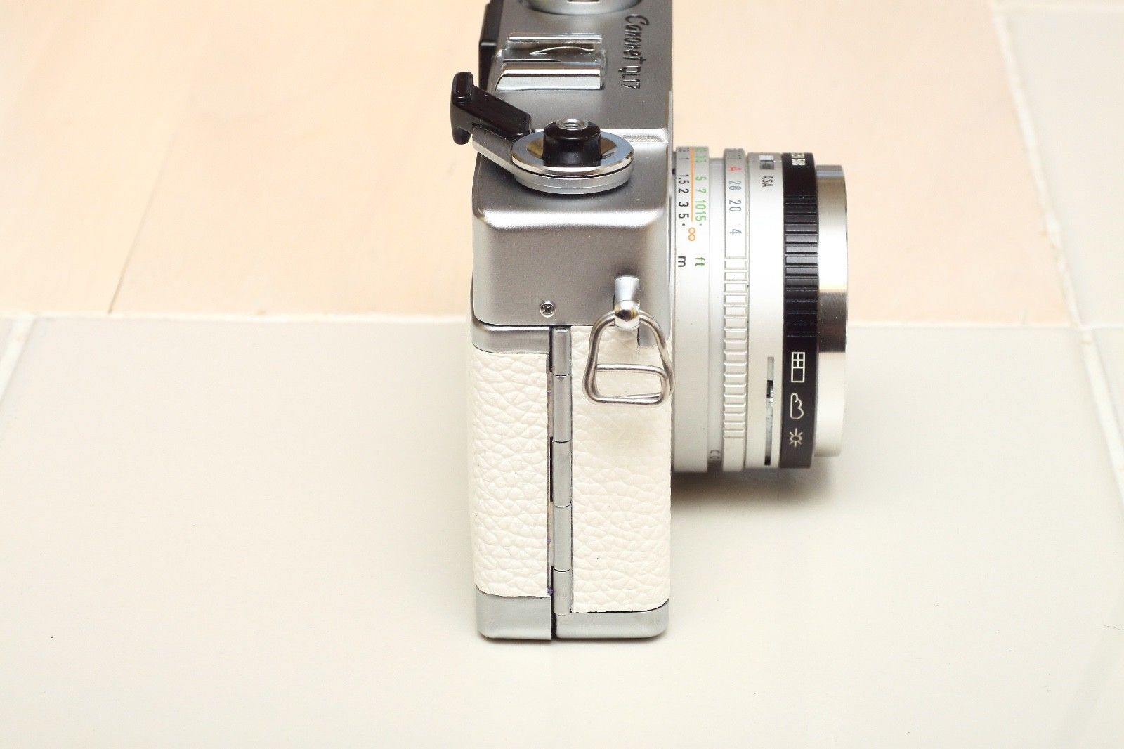 The Canonet G-III QL-17 in Gorgeous White Leather Will Make You Drool