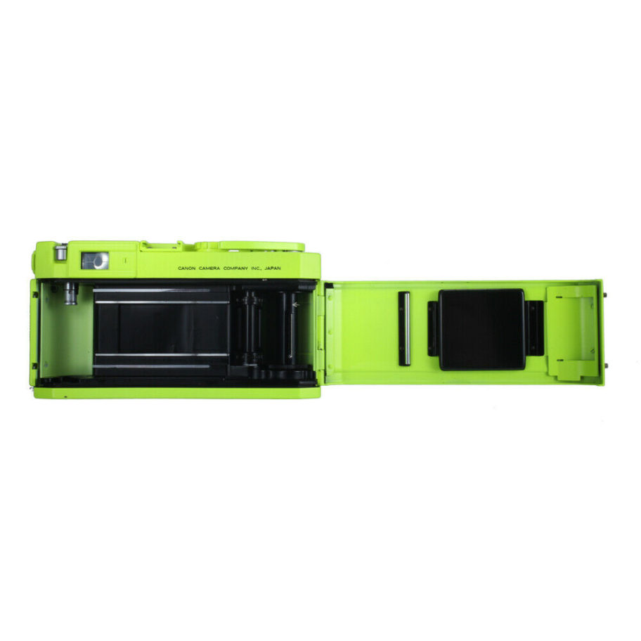 Why? Someone Painted a Canon P Rangefinder a Fugly Shade of Green?