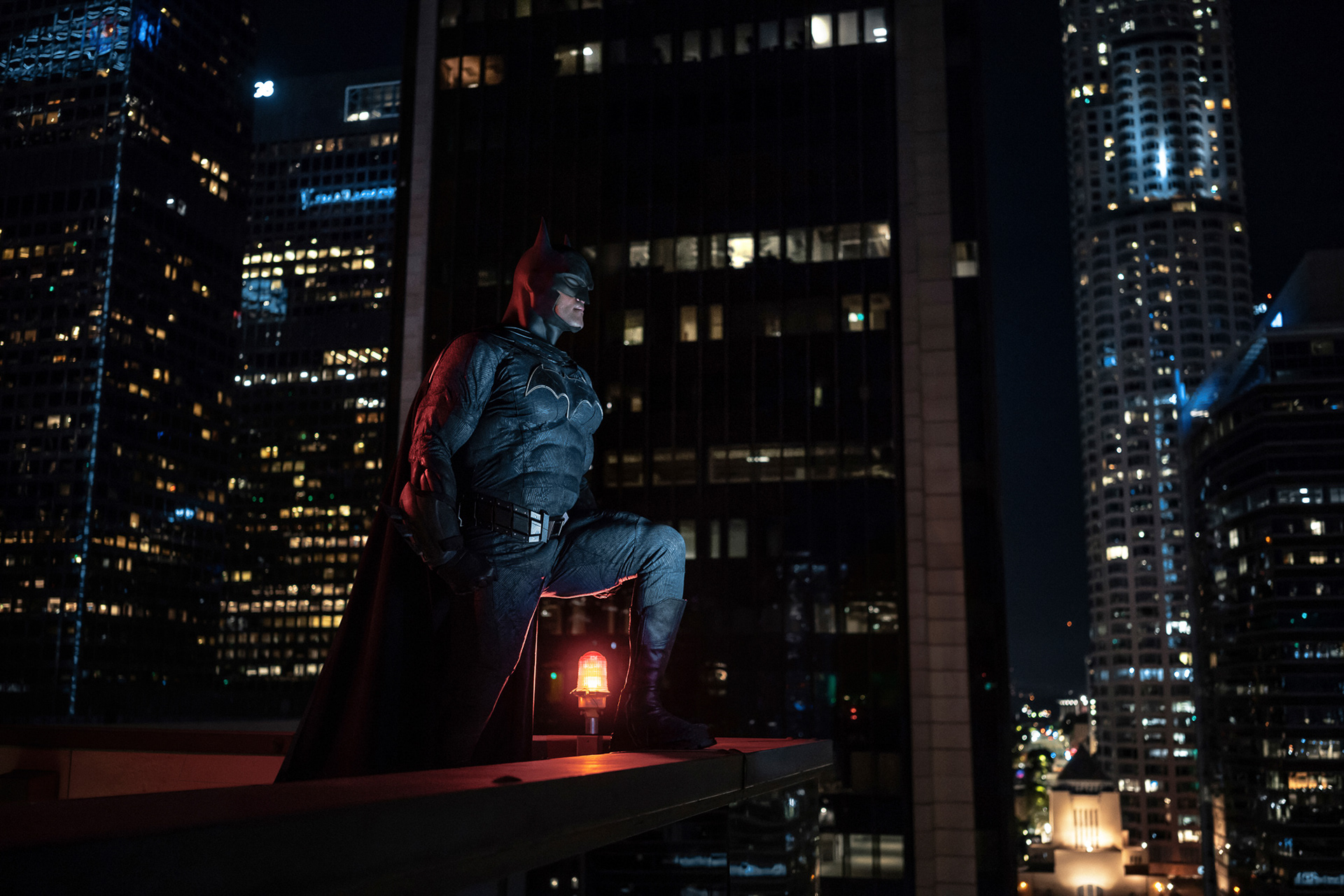 Ilya Nodia Creates a Cinematic Batman Cosplay Shoot With Video Lights