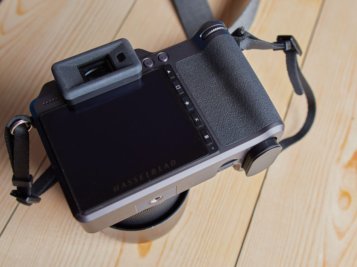 Review: The Hasselblad X1D II (A Beautiful, But Very Frustrating Camera)
