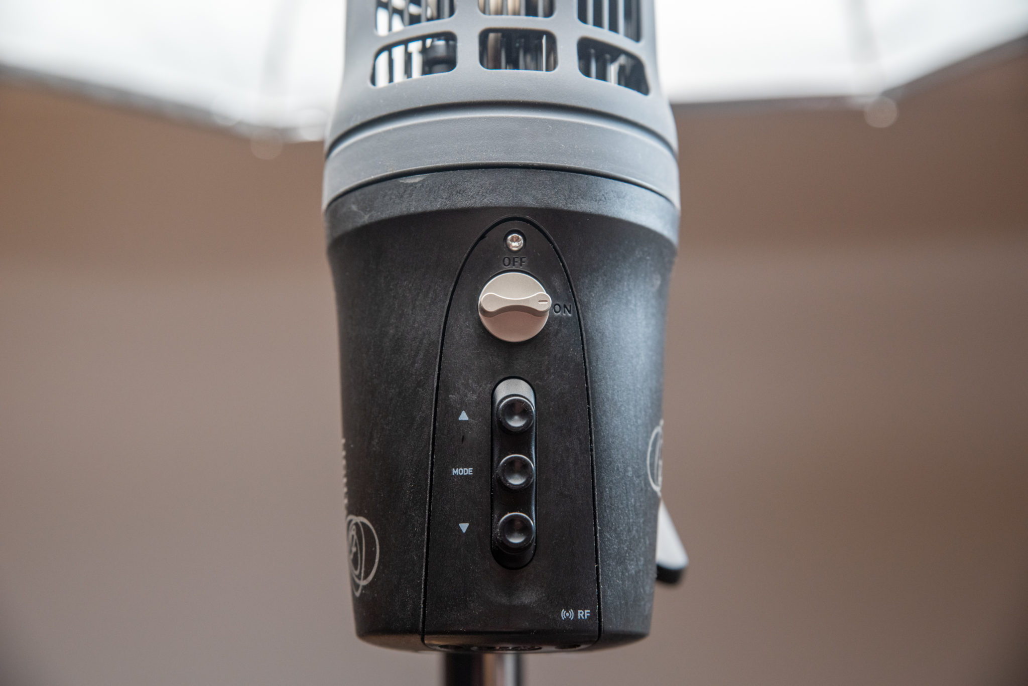 Hybrid Shooters Will Love It: Light and Motion CLx10 Review