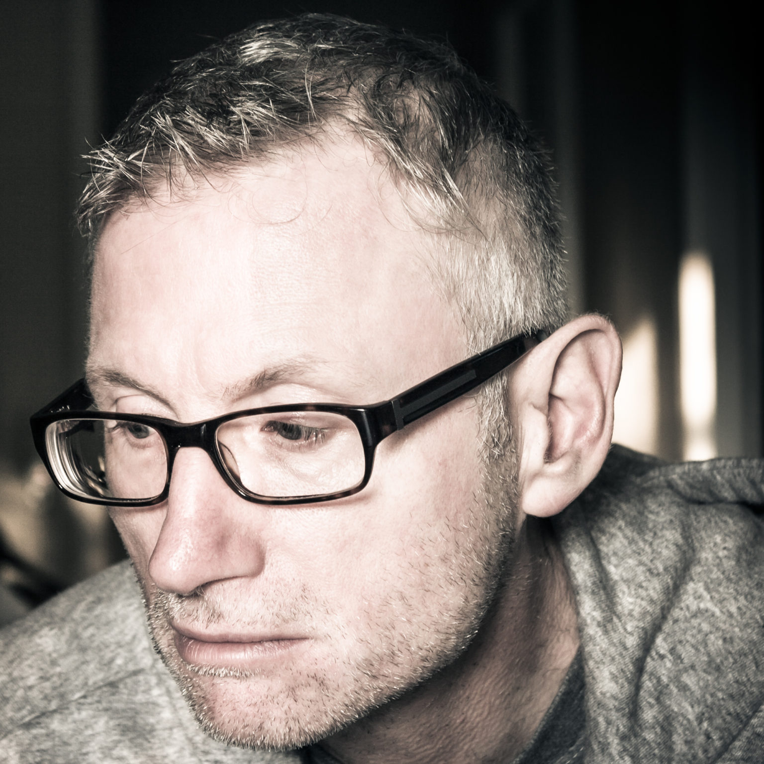 Dirk Wustenhagen Photographs Moments of Solitude in a Blur