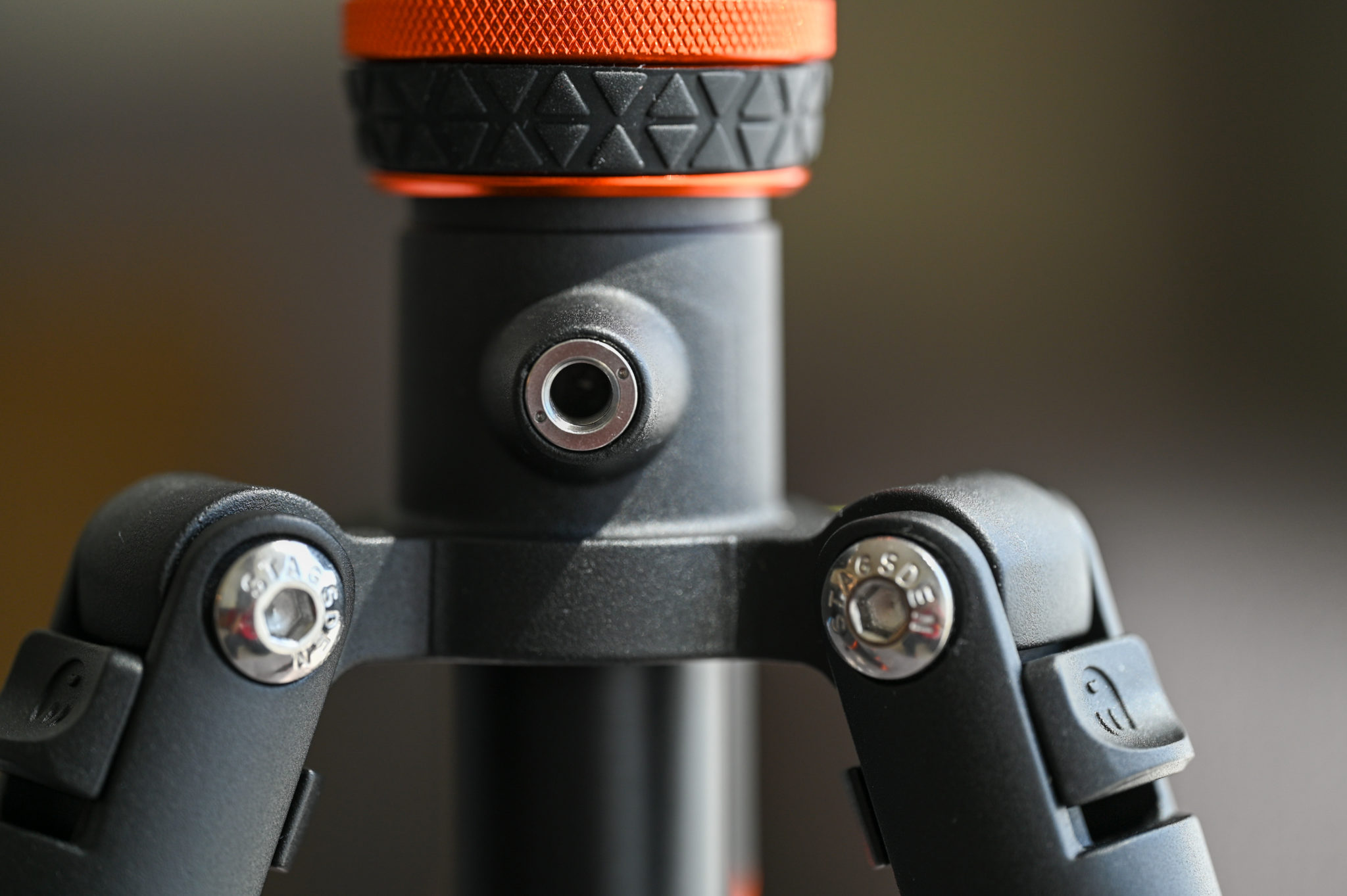 Let's See What's New. 3 Legged Thing Corey 2.0 Tripod Review