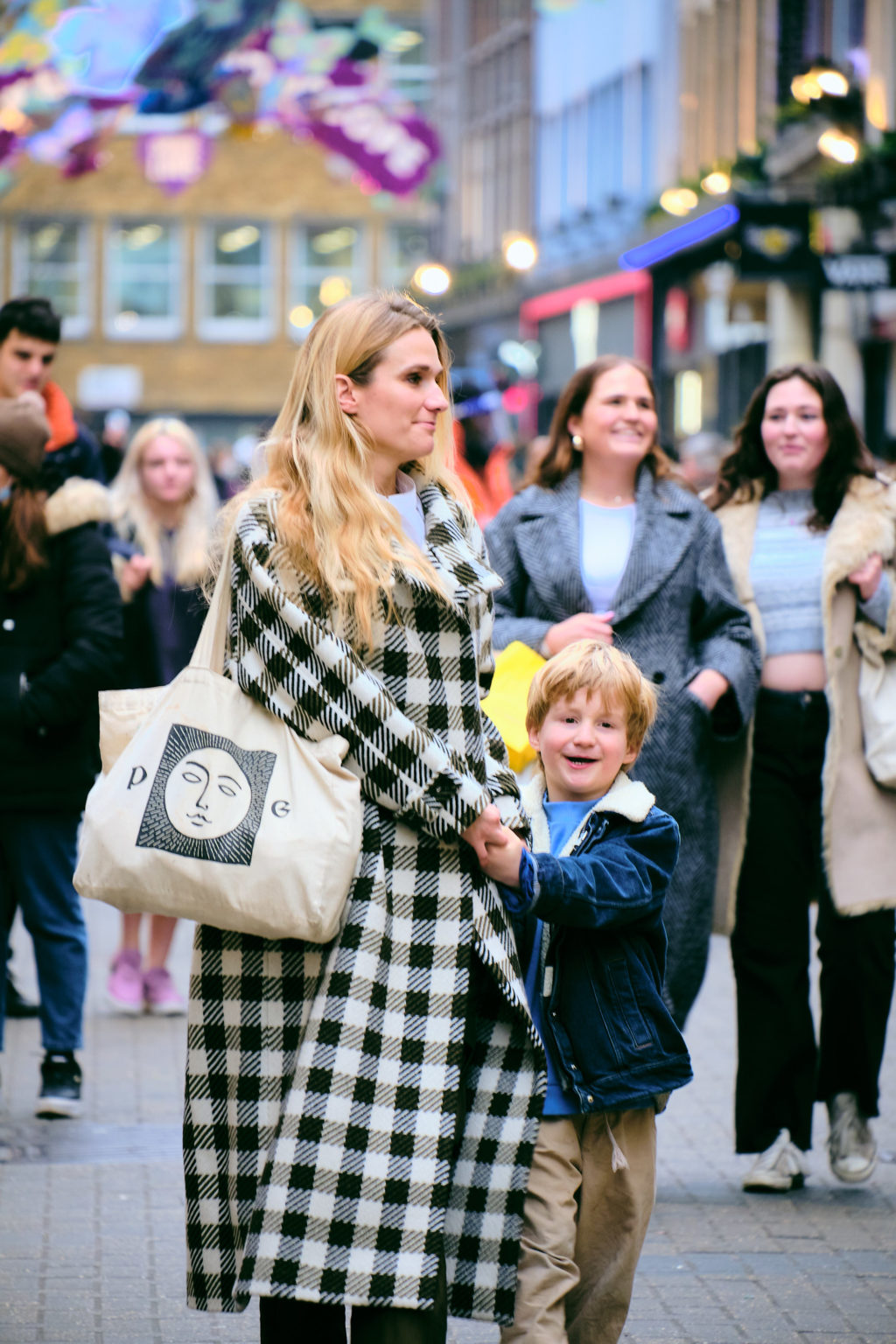 Never Again! Using a Telephoto Lens for Street Photography
