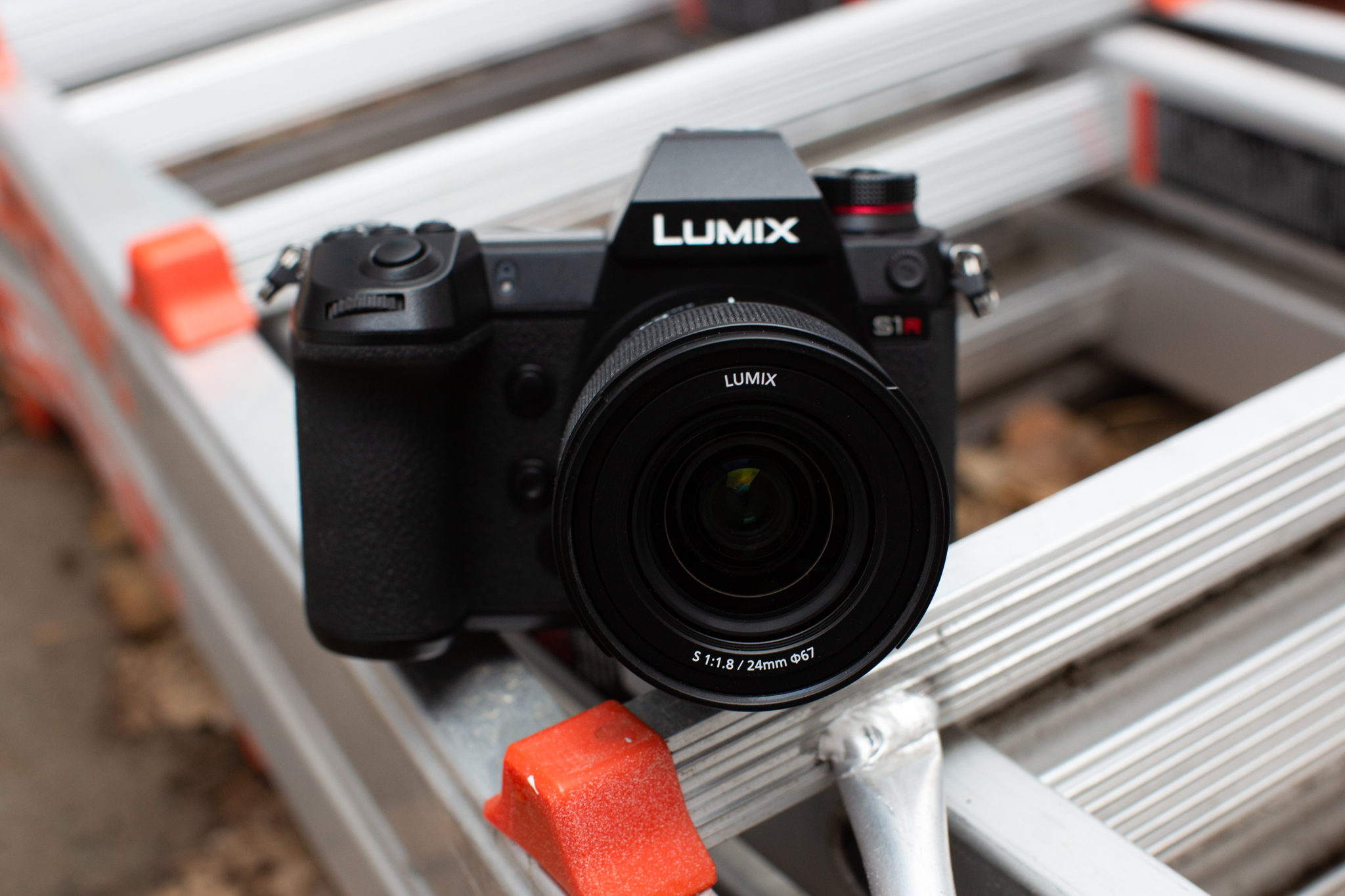 Beautiful Colors: Panasonic Lumix S 24mm F1.8 Lens Review