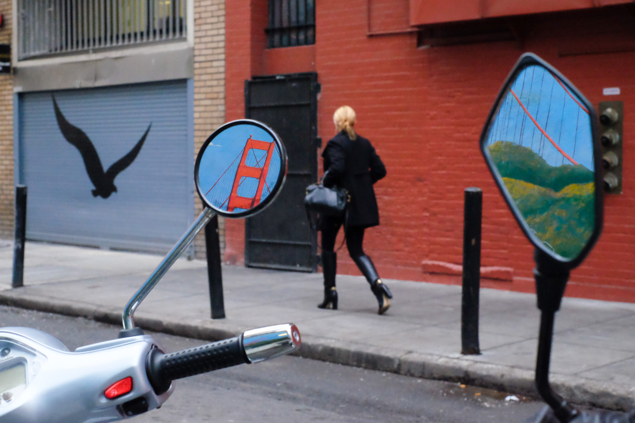 Jack Simpson Gets Beautiful Street Photographs with His Fuji Cameras