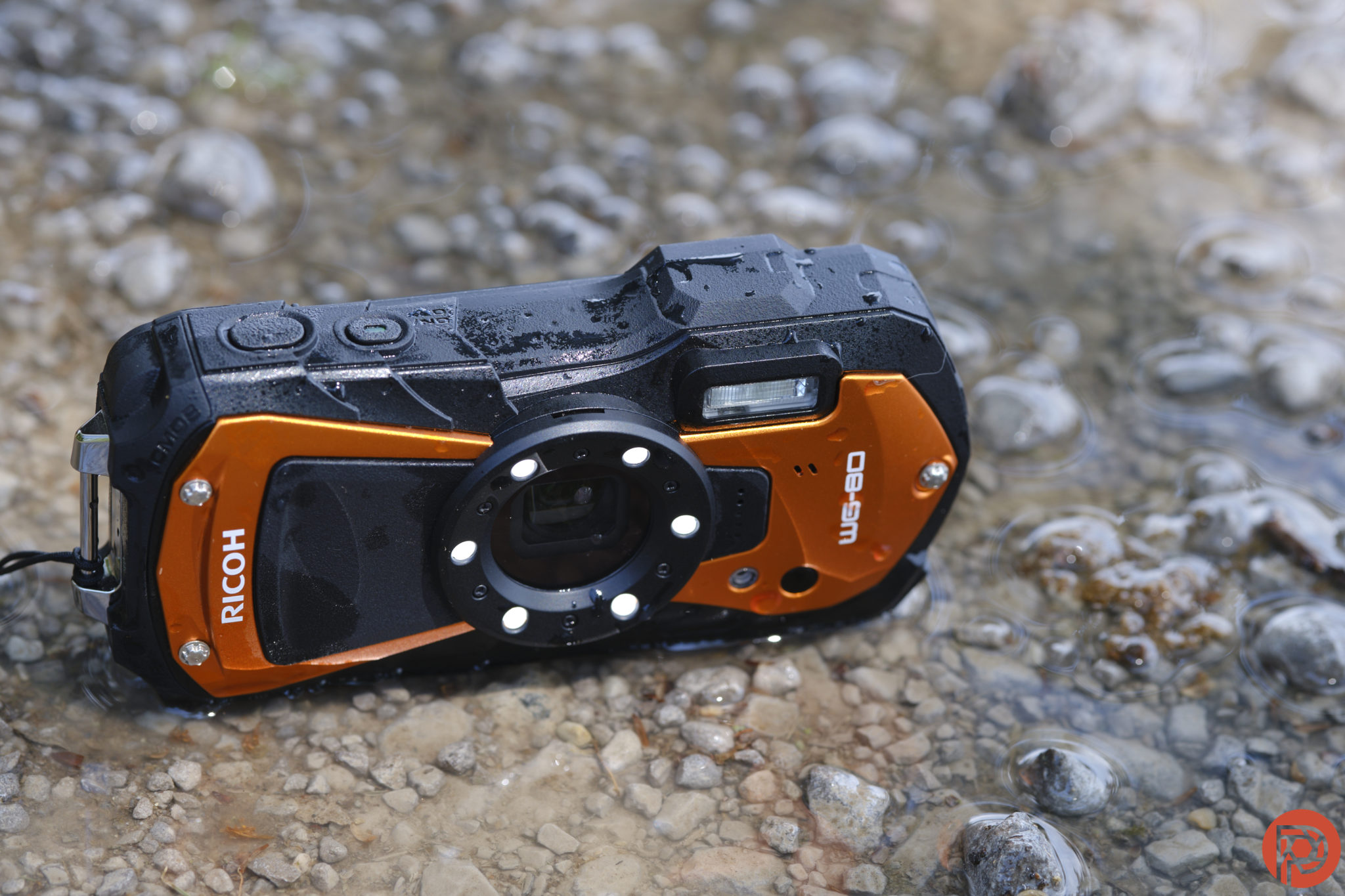 Ricoh WG-80 Review: It's Hard to Destroy, But Obnoxious