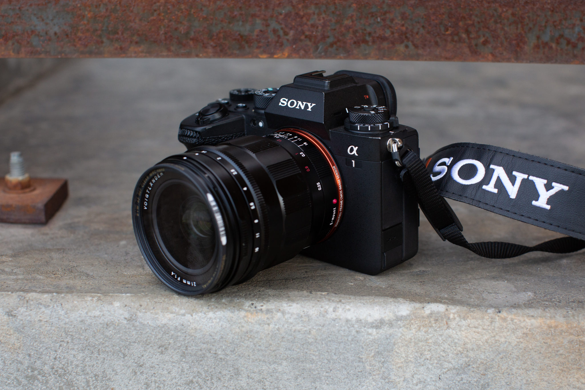 Voigtlander Nokton 21mm F1.4 Lens Review: Such Beautiful Colors!