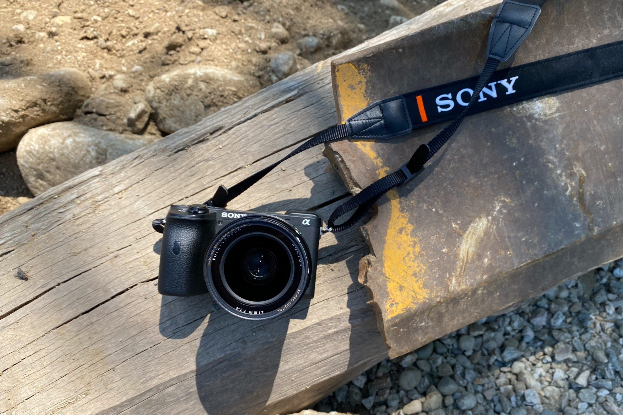 Voigtlander Nokton 21mm F1.4 Lens Review: Such Beautiful Colors!