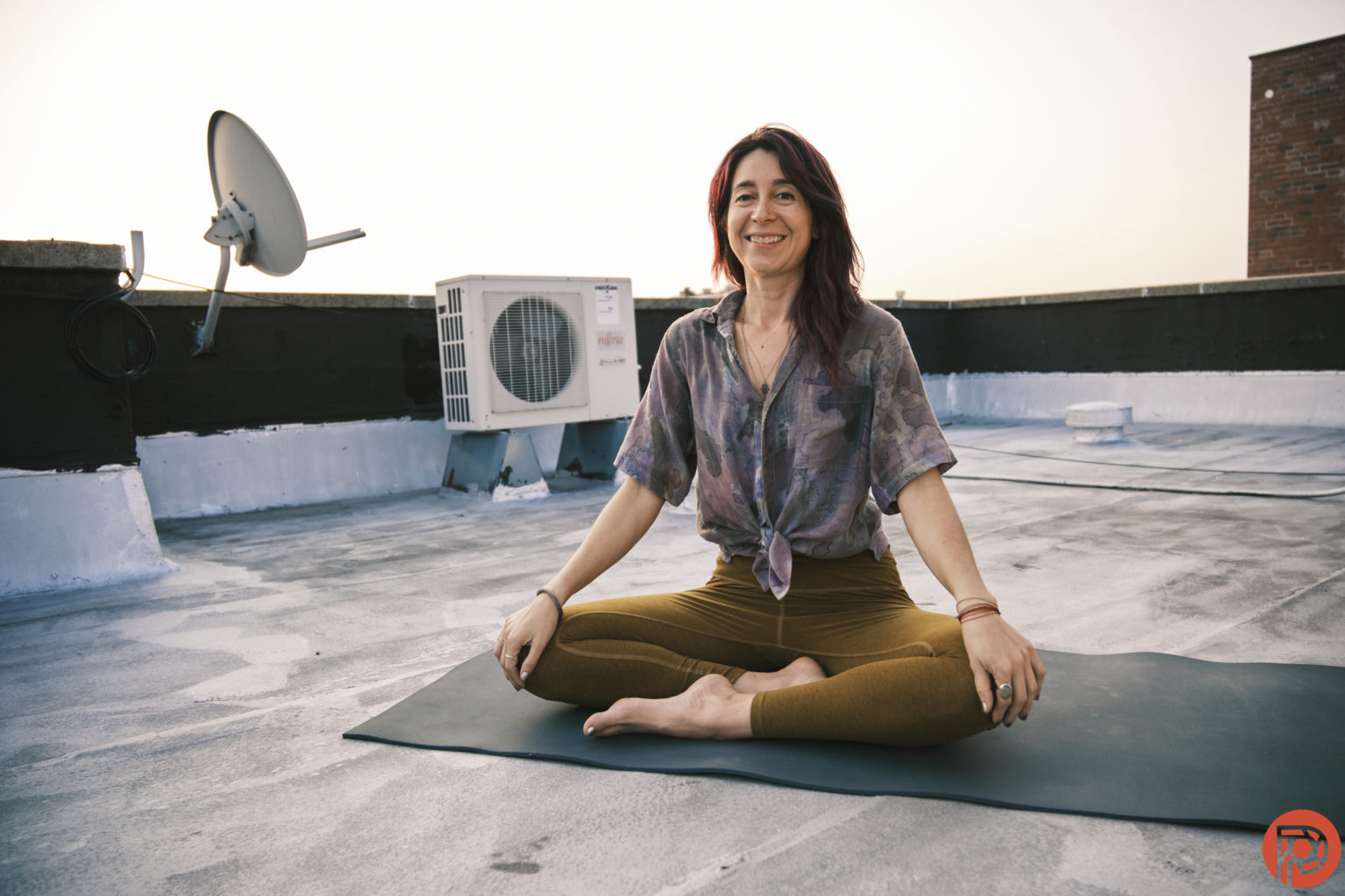 The Best Sitting Poses for the New Portrait Photographer