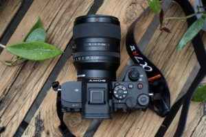 The 5 Best High-Resolution Mirrorless Cameras in 2025