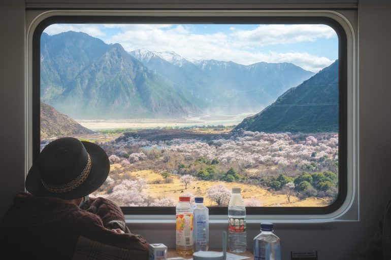 How a Moonbeam "Chose" Photographer Thomas Chu