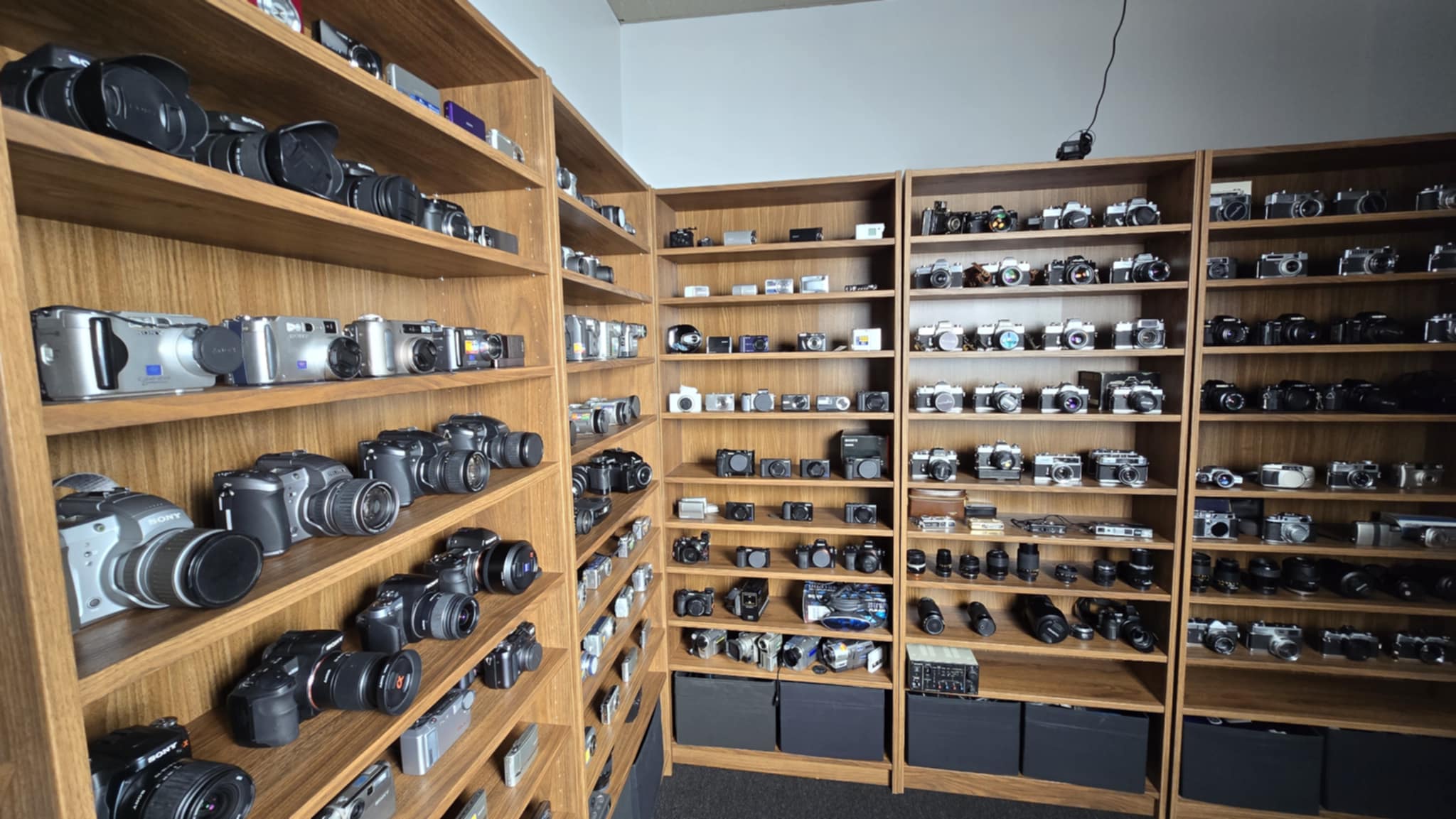 The Vintage Digicam Craze Affects Sony Prices in a Strange Way