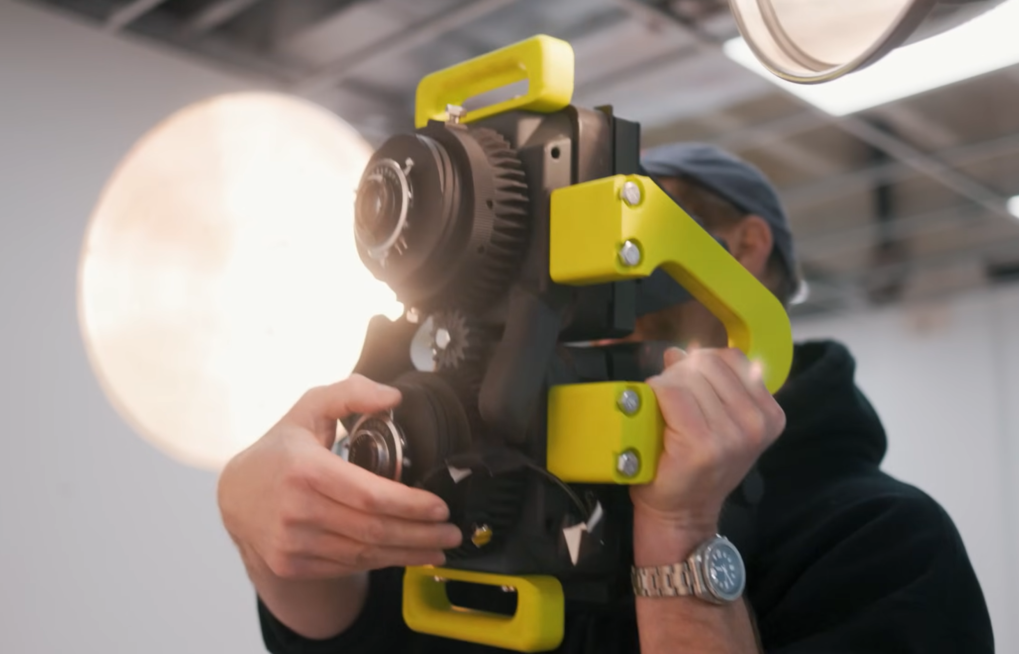 This 4x5 Analog Camera Can Now Shoot Over 100 Images!