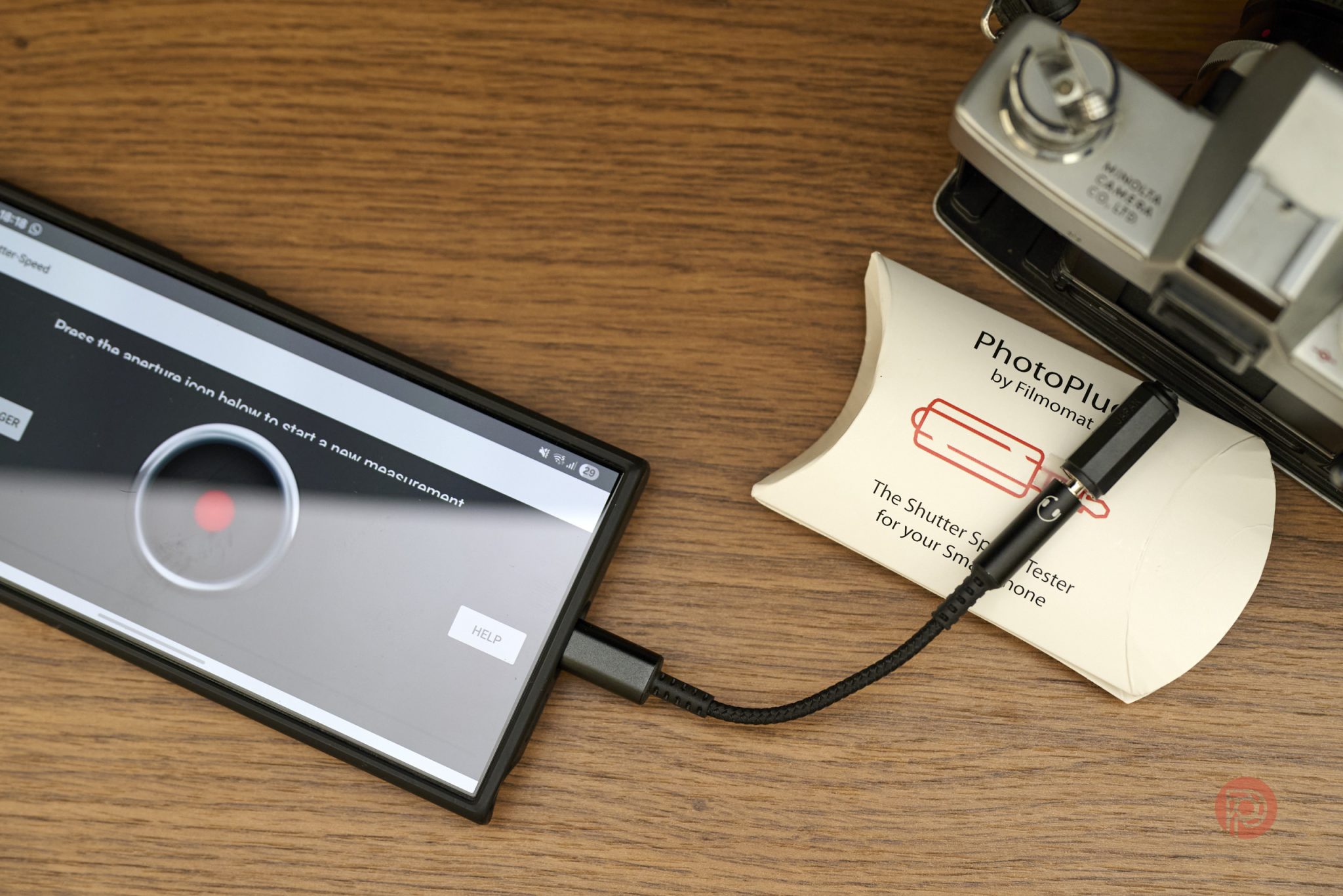 PhotoPlug: The Smart Way to Test Shutter Speeds on Old Cameras