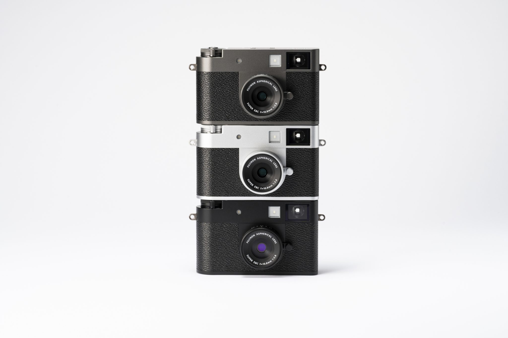 Fujifilm X Half: 5 Things to Know About this Innovative Camera
