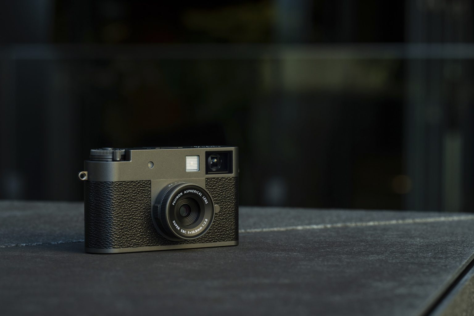 Fujifilm X Half: 5 Things to Know About this Innovative Camera