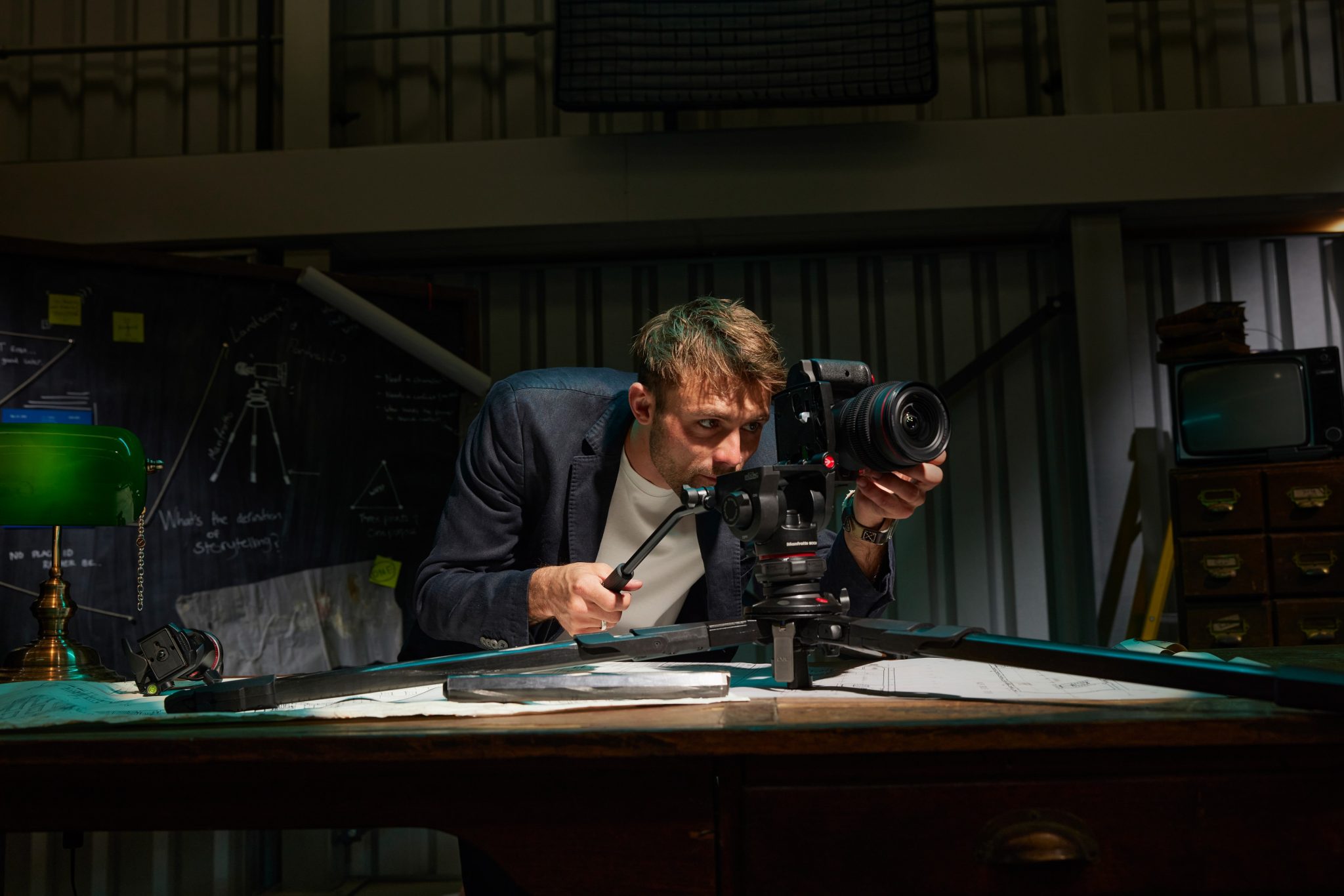 Manfrotto Launches The Perfect Tripod for Hybrid Creators