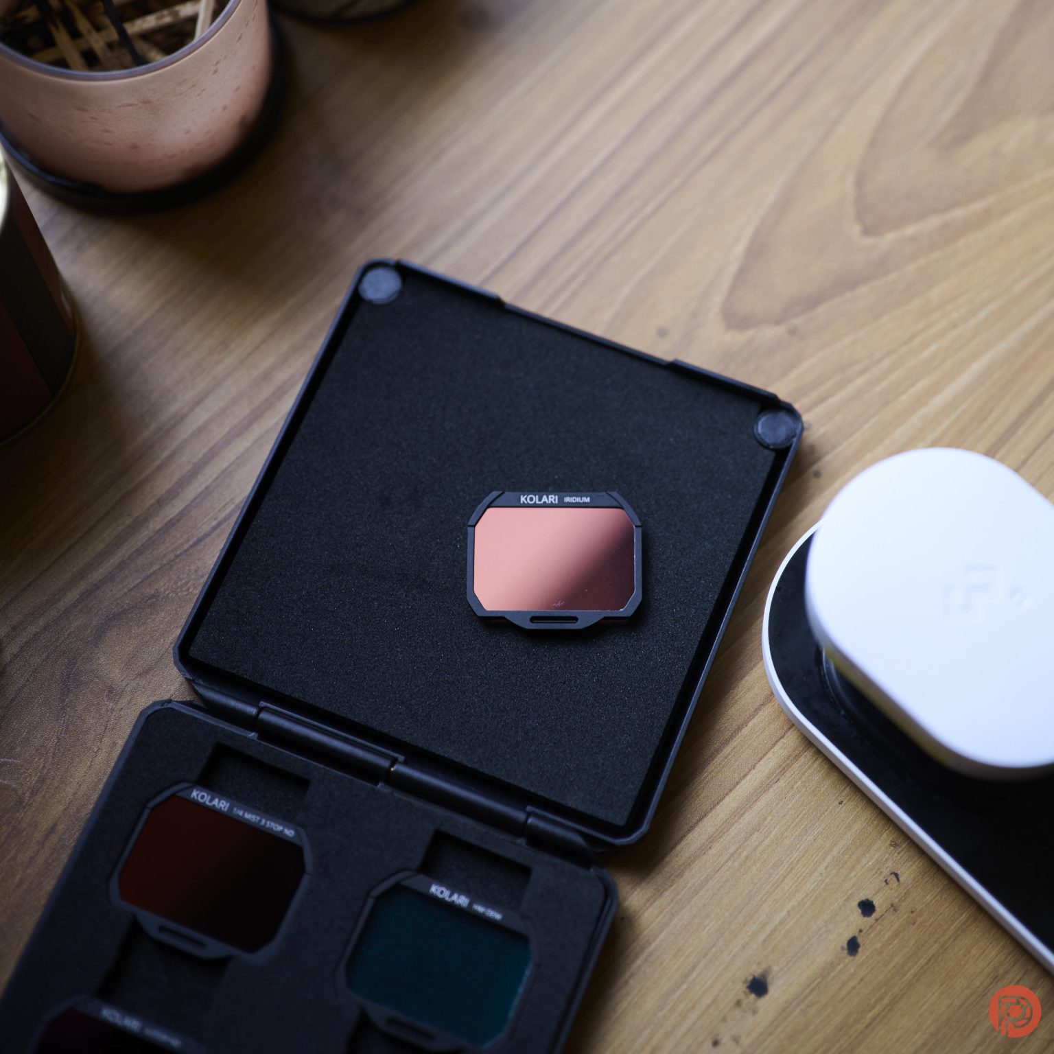 Does the Kolari Iridium Filter Use Radioactivity for Great Colors?