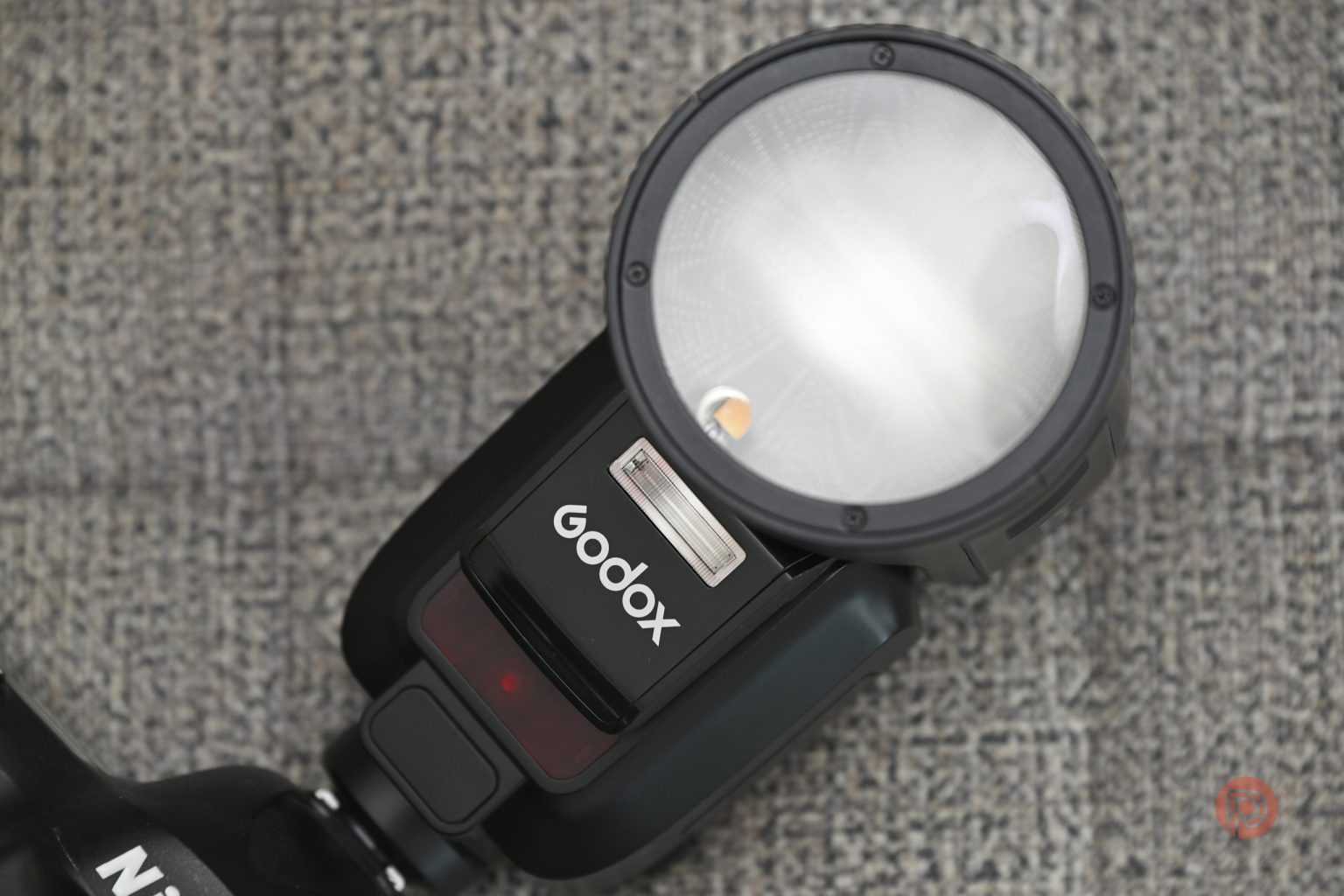 Godox V100 N Speedlight Review