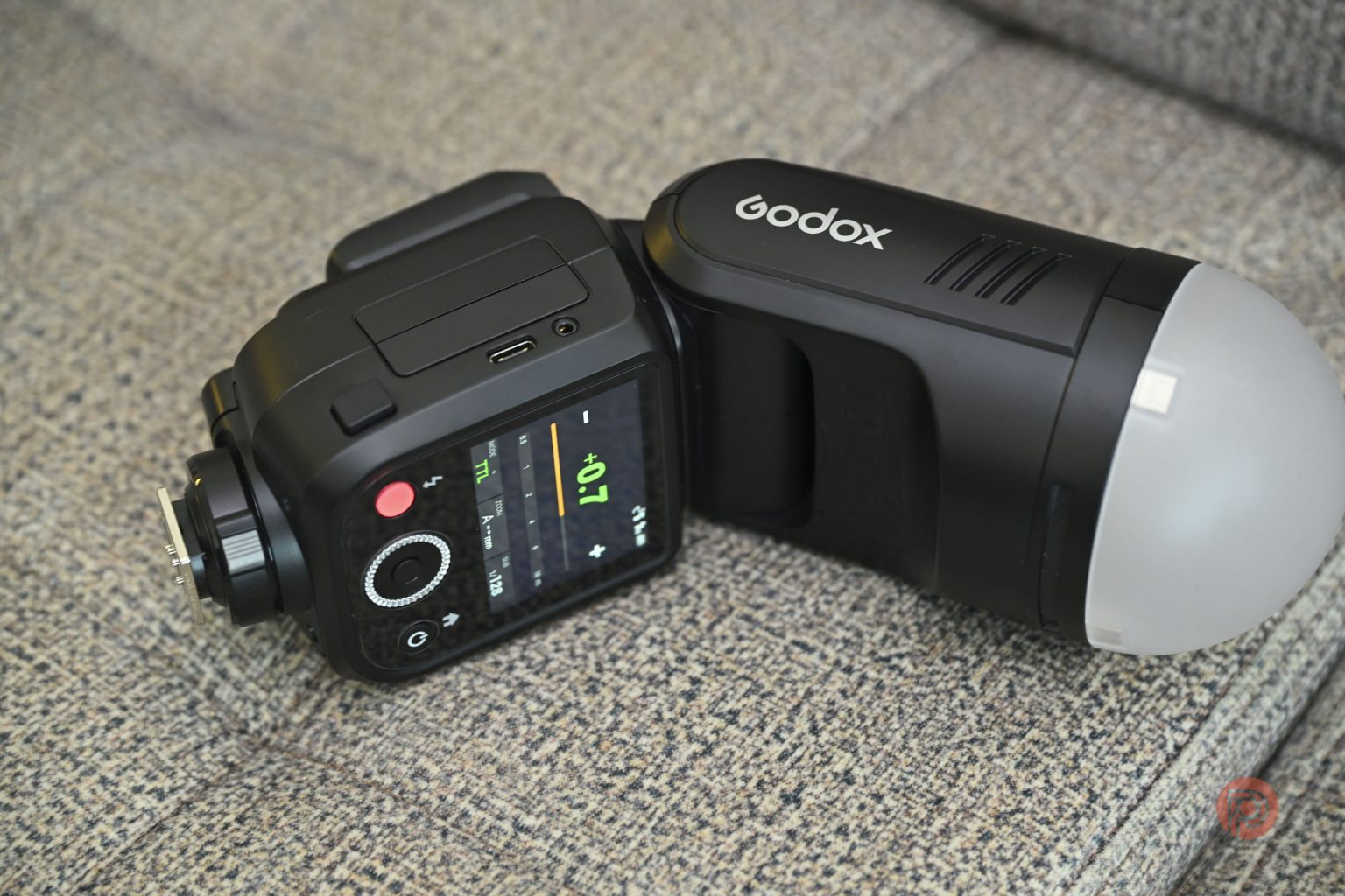 Godox V100 N Speedlight Review