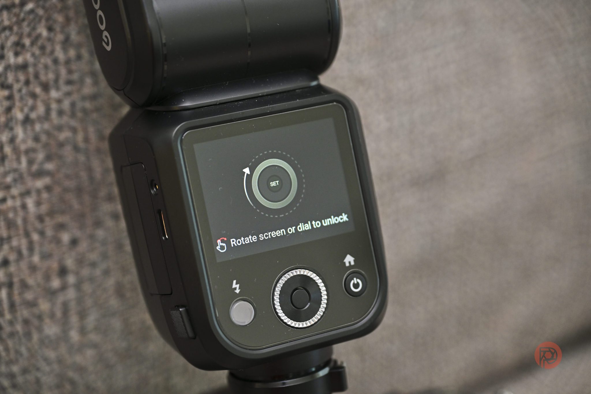 Godox V100 N Speedlight Review
